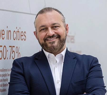 Reinsurance | Swiss Re